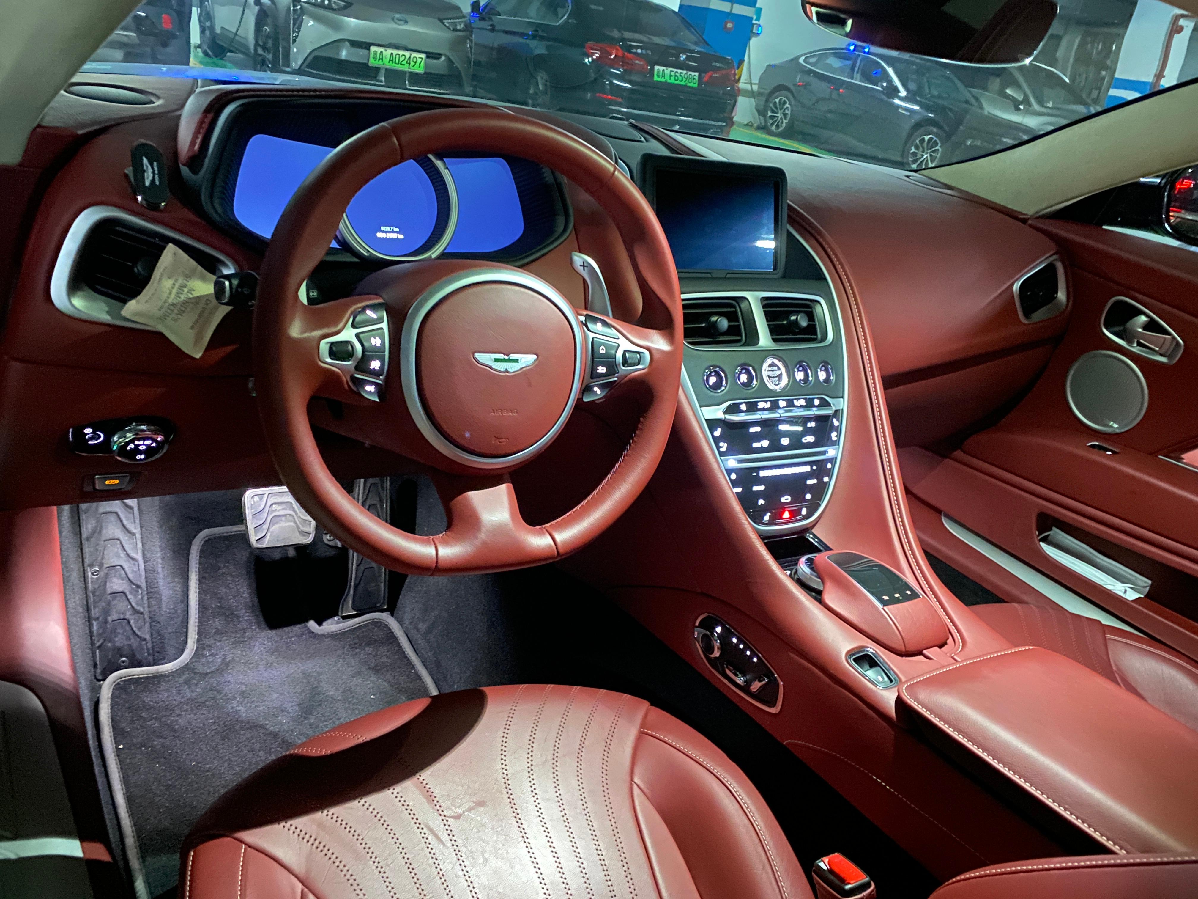 2019款 DB11 4.0T V8 Coupe报价|图片|出售|多少钱|哪里有卖的151.47万元-超跑之家