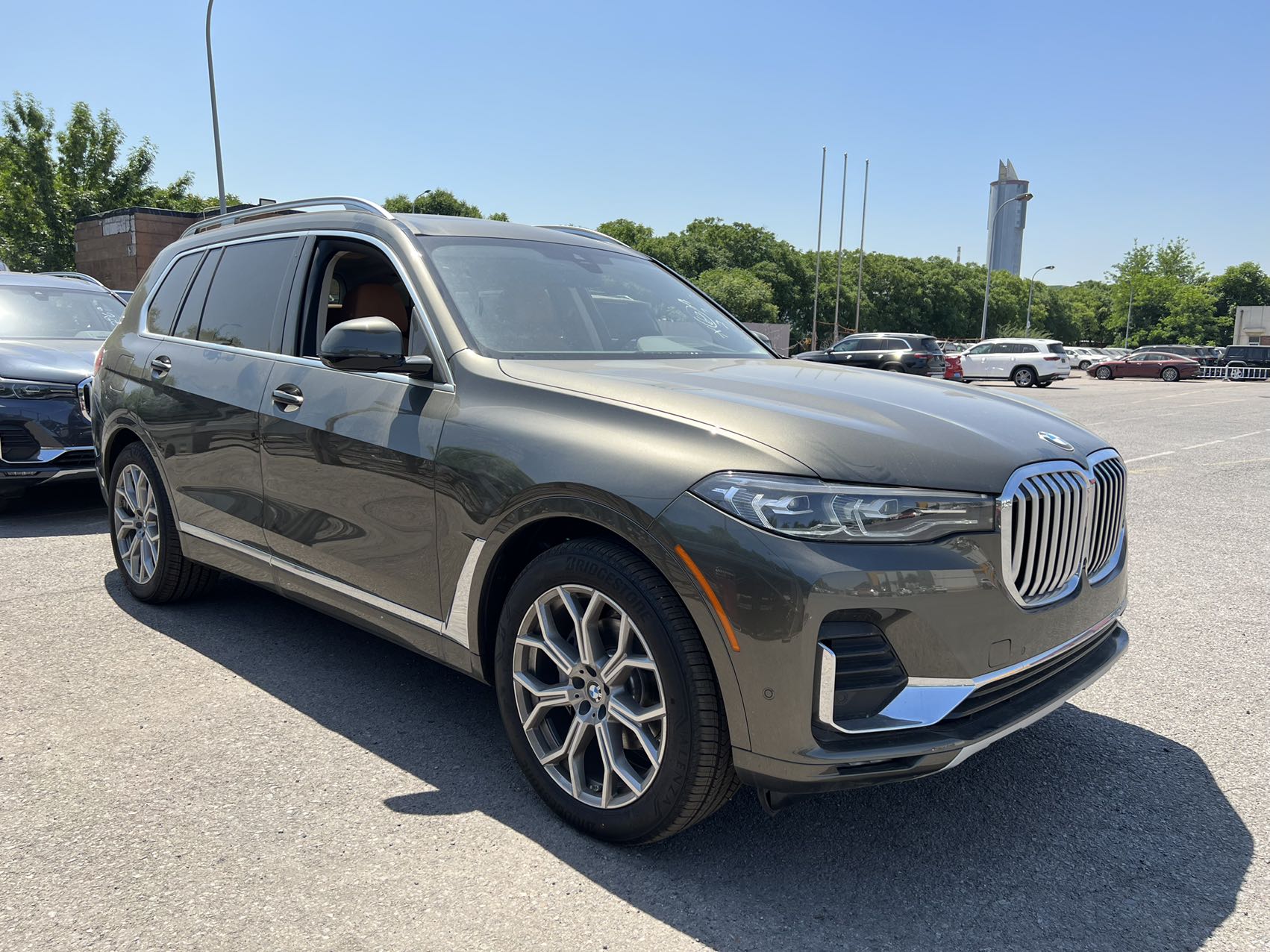 宝马 2022款 X7 xDrive40i 标准型 美规报价|图片|出售|多少钱|哪里有卖的94.05万元-超跑之家