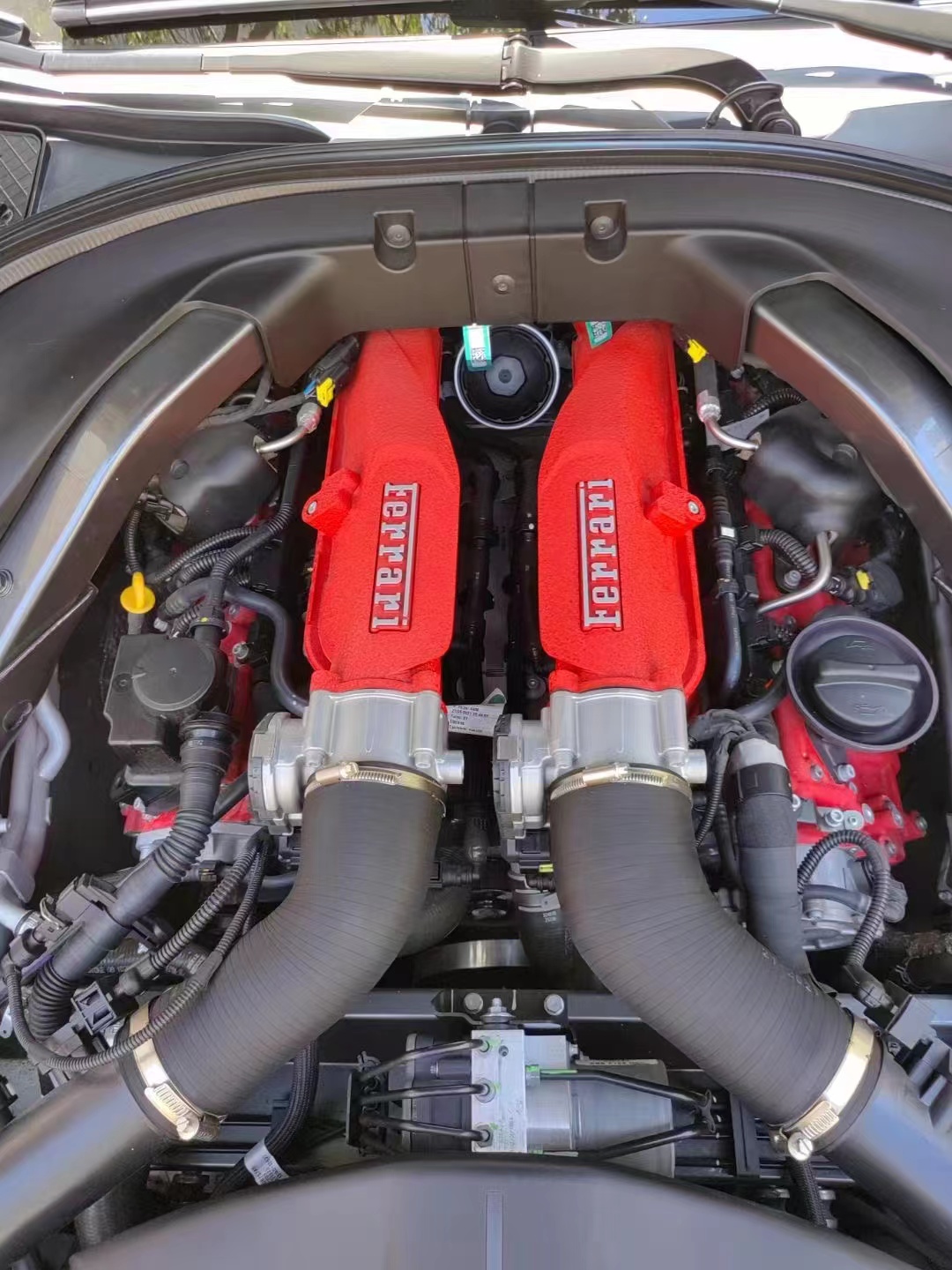 法拉利 2020款 Roma 3.9T V8报价|图片|出售|多少钱|哪里有卖的242.55万元-超跑之家