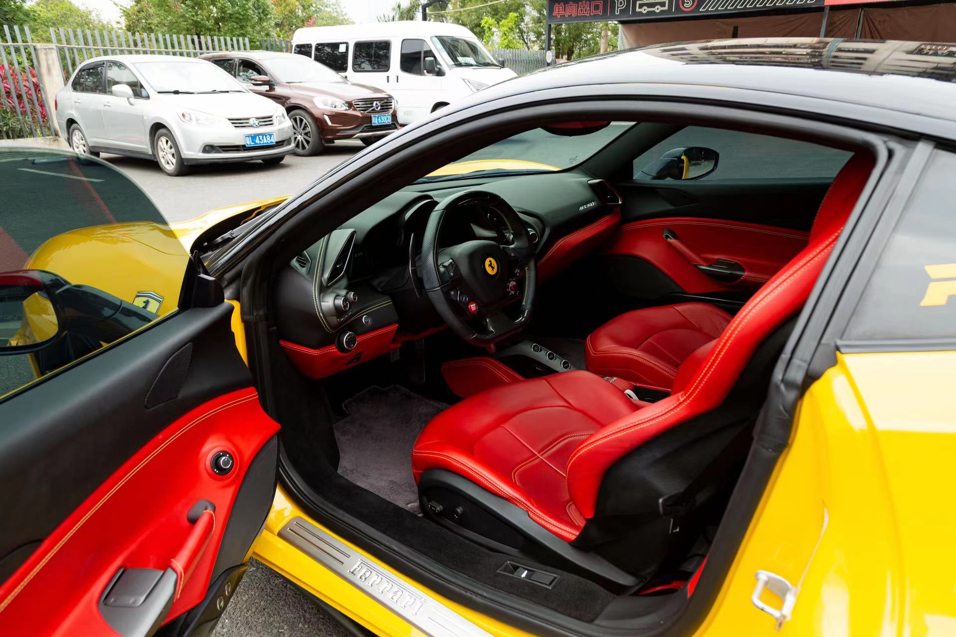 法拉利 2015款 488 GTB报价|图片|出售|多少钱|哪里有卖的235.62万元-超跑之家