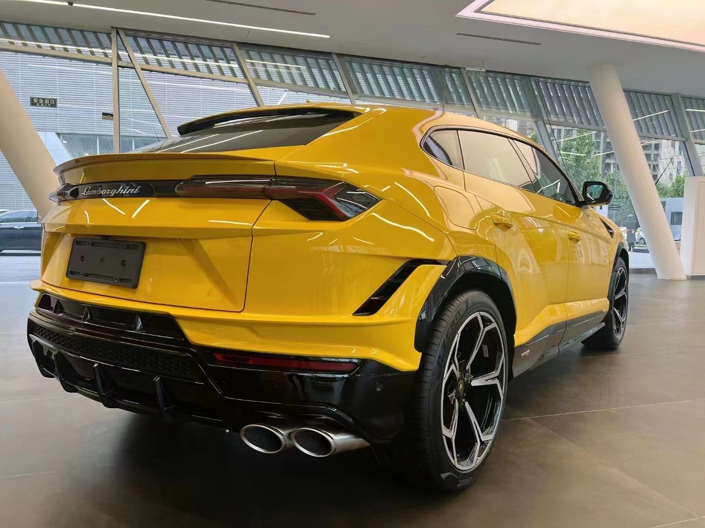 兰博基尼 2023款 Urus 4.0T V8 S报价|图片|出售|多少钱|哪里有卖的345.51万元-超跑之家